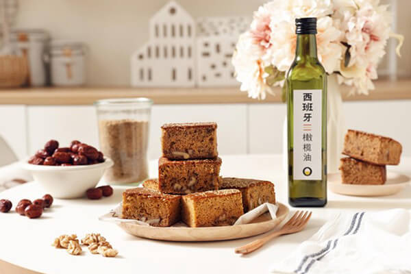 美味红糖枣泥蛋糕: 自己在家制作，更健康的秘方就在这里！ - 西班牙橄榄油