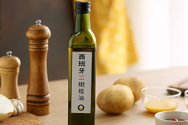 西班牙Bravas土豆: 味蕾的盛宴 - 西班牙橄榄油